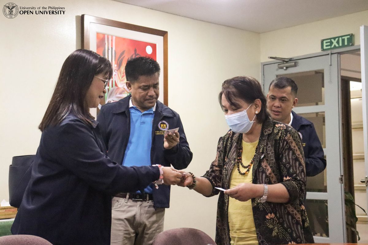 UPOU Hosts Benchmark Meeting with NEUST Officials on ODeL - University of the Philippines Open ...