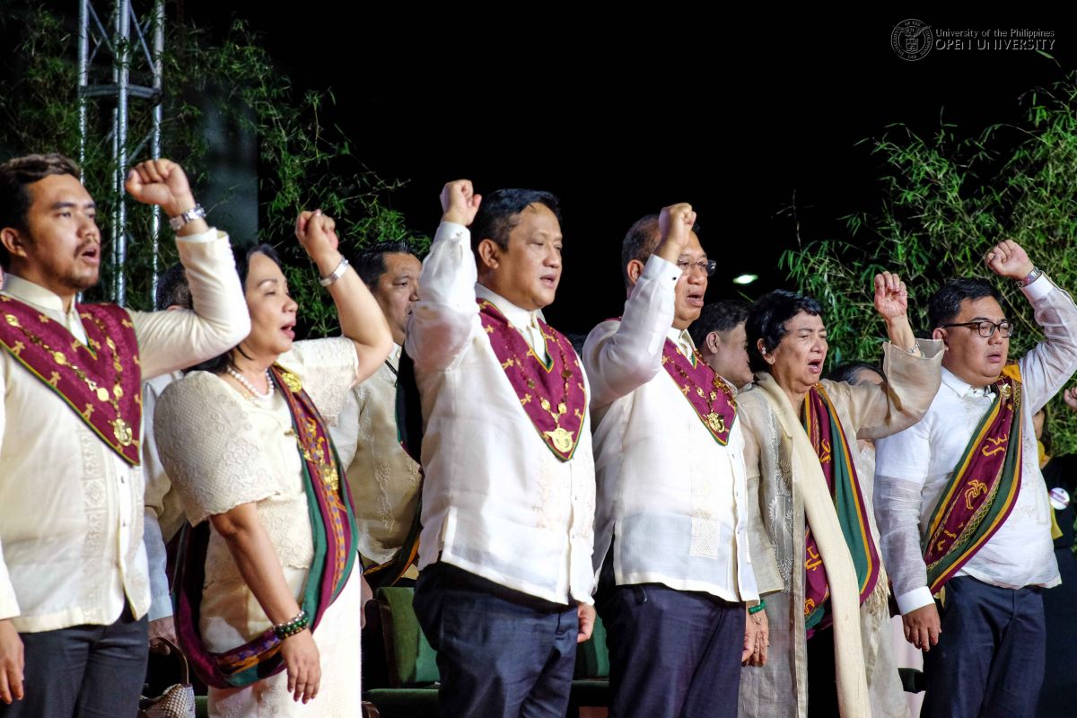 UPOU holds 27th Commencement Exercises; Graduates 571 - University of ...