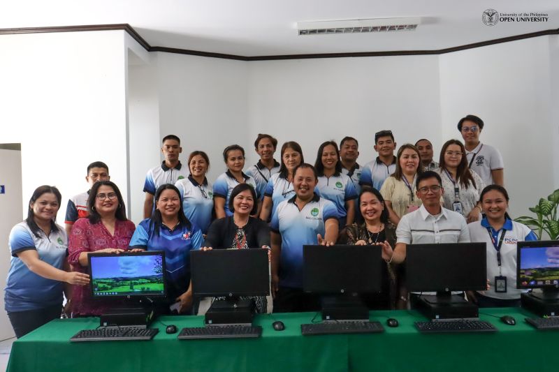 Bridging the Digital Divide with the Barangay Digital Transformation ...